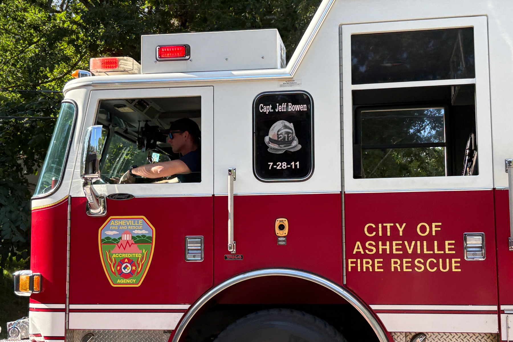 ‘He did not die in vain’: Asheville remembers Captain Jeff Bowen ...