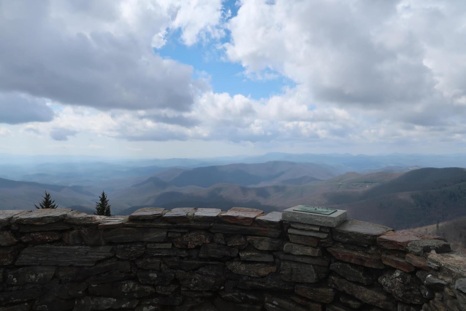 Hikes of WNC: Lookout Trail - Asheville's 828 News NOW